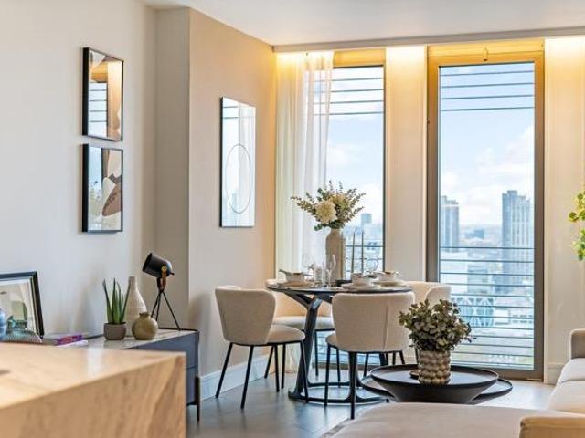 2 Bedroom Apartment City Of London London 99585484