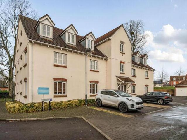 2 Bedroom Apartment Cotford St. Luke Cotford St. Luke 99641848