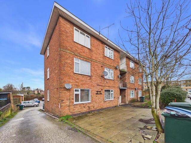 2 Bedroom Apartment Coventry West Midlands 100649257