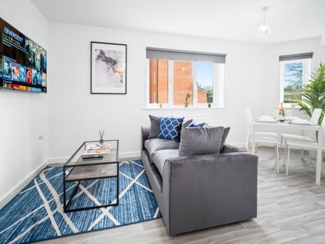2 Bedroom Apartment Cradley Heath Cradley Heath 66389573