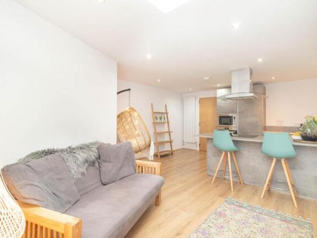 2 Bedroom Apartment Dundee City Dundee City 100263309