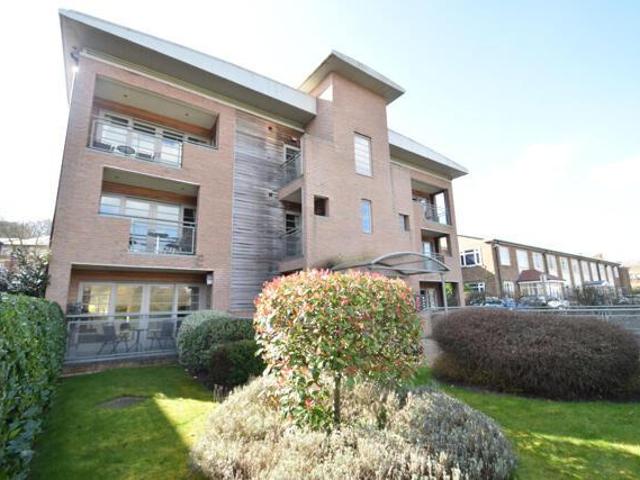 2 Bedroom Apartment Durham County Durham 100132581