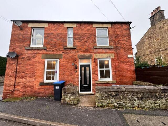 2 Bedroom Apartment Derbyshire Derbyshire 98903627