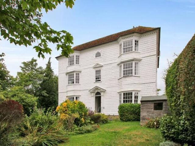 2 Bedroom Apartment East Sussex Kent 98864449
