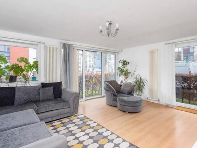 2 Bedroom Apartment Edinburgh City Of Edinburgh 99436998