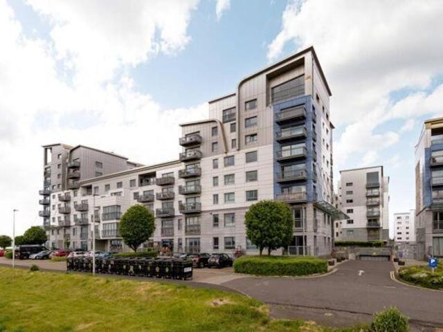2 Bedroom Apartment Edinburgh City Of Edinburgh 101675722