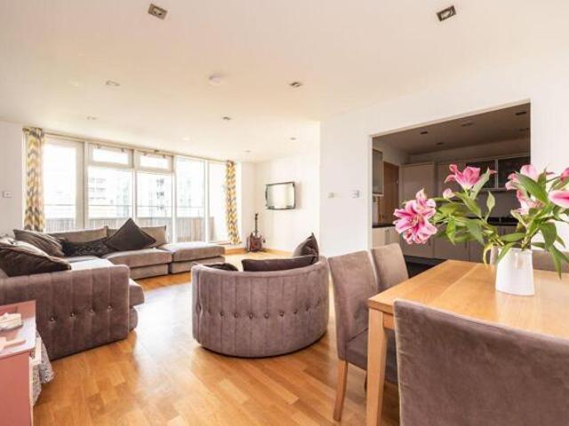 2 Bedroom Apartment Edinburgh City Of Edinburgh LS100855148