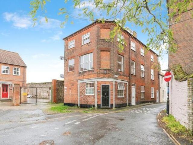 2 Bedroom Apartment Fakenham Norfolk 98834609