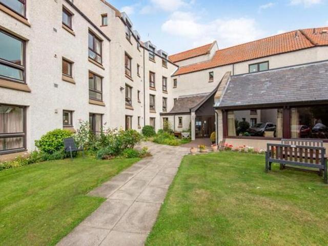 2 Bedroom Apartment Fife Fife 99437140