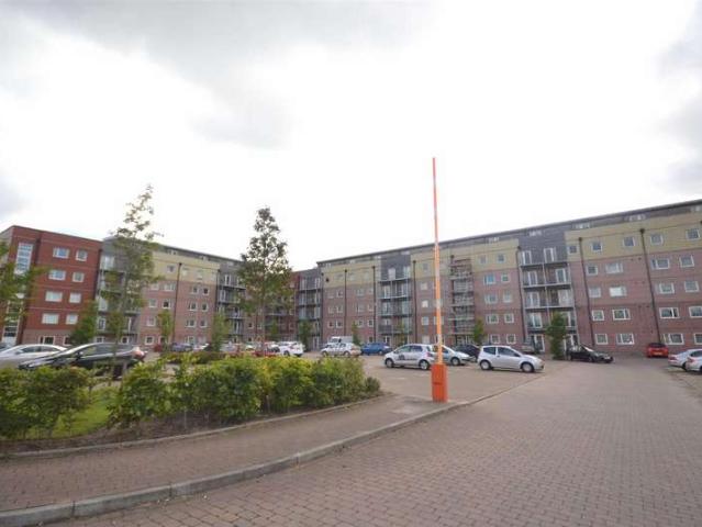 2 Bedroom Apartment Flat