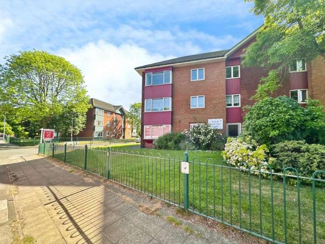 2 Bedroom Apartment Flat