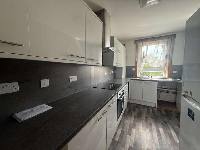 2 Bedroom Apartment Flat
