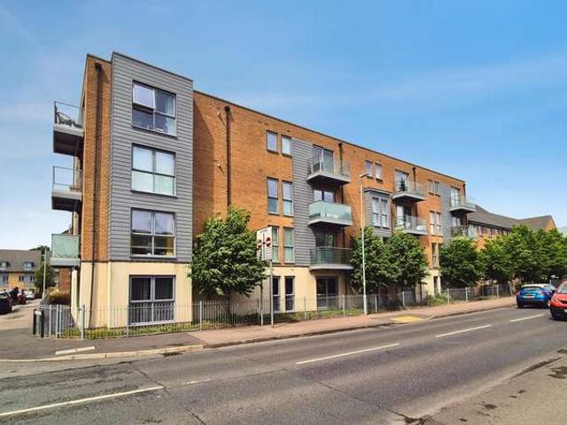 2 Bedroom Apartment Flat