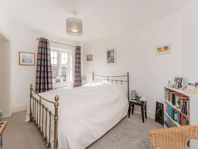 2 Bedroom Apartment Flat