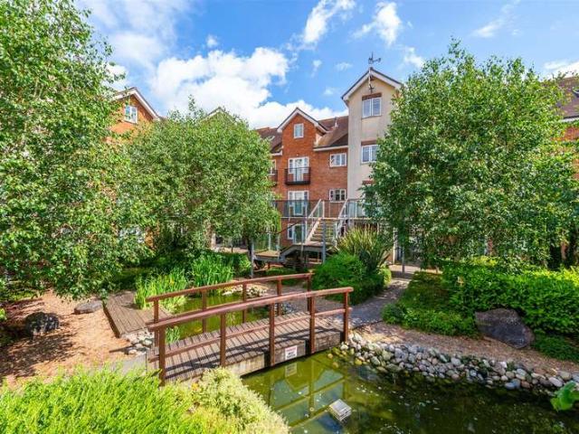 2 Bedroom Apartment Flat