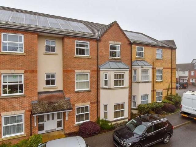 2 Bedroom Apartment Flat