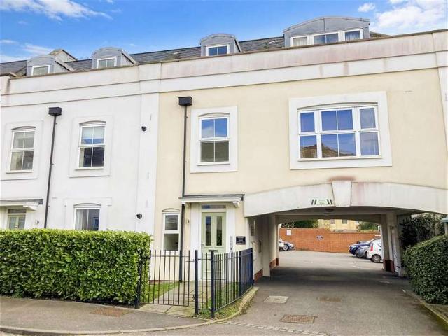 2 Bedroom Apartment Flat