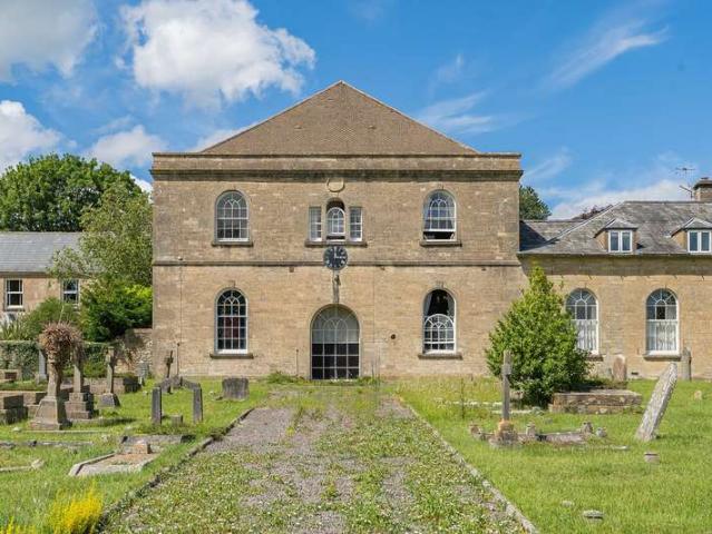 2 Bedroom Apartment Flat