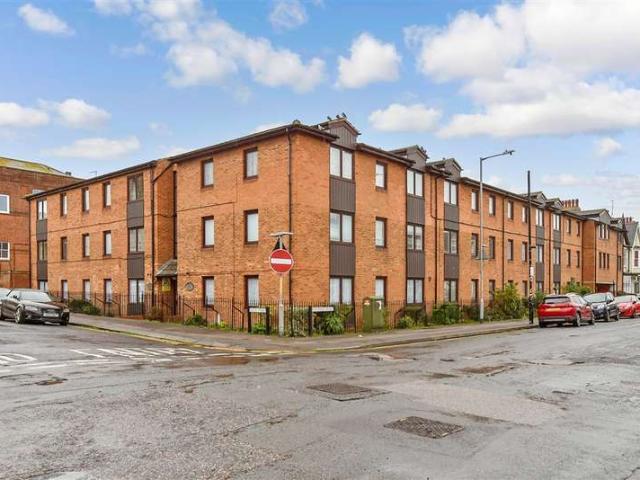 2 Bedroom Apartment Flat