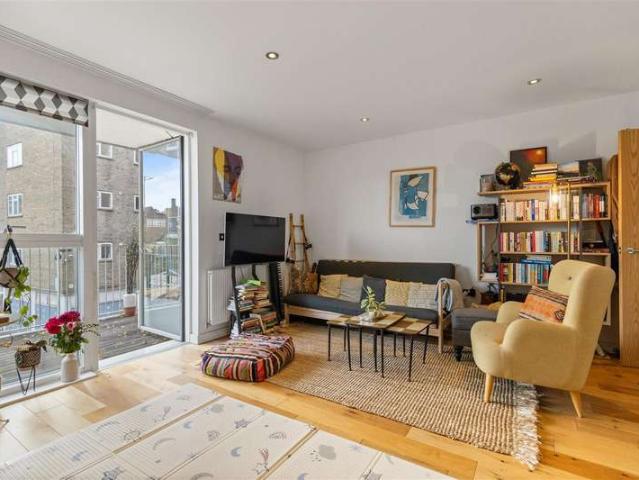 2 Bedroom Apartment Flat