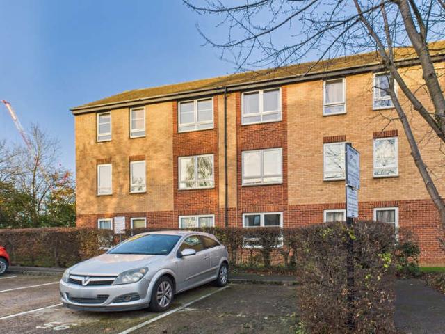 2 Bedroom Apartment Flat