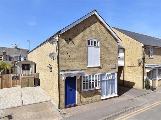 2 Bedroom Apartment Flat