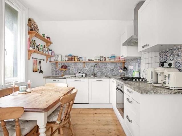 2 Bedroom Apartment Flat