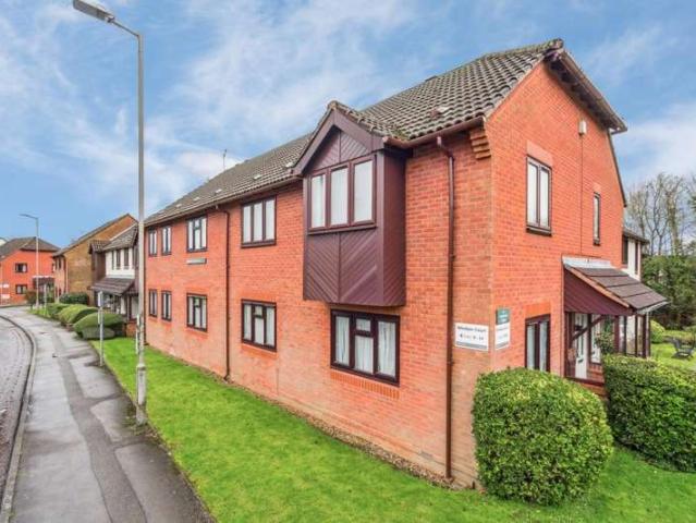 2 Bedroom Apartment Flat