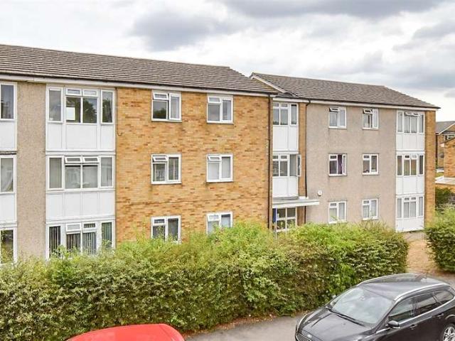 2 Bedroom Apartment Flat