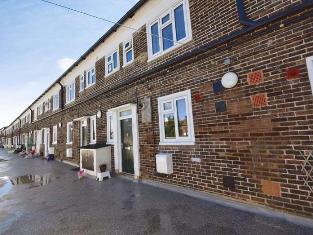 2 Bedroom Apartment Flat