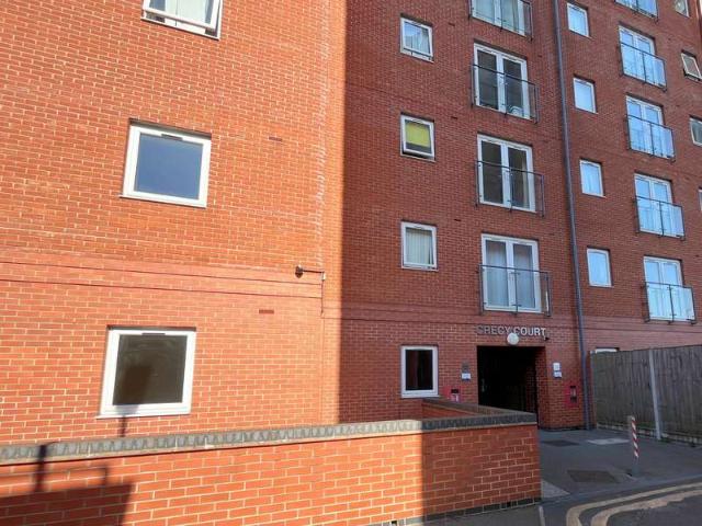 2 Bedroom Apartment Flat