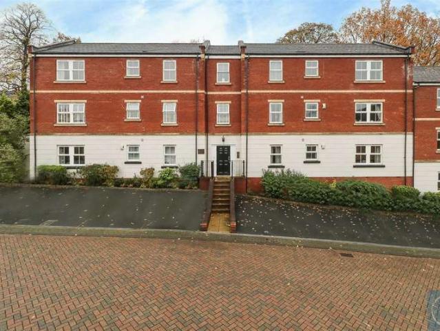 2 Bedroom Apartment Flat