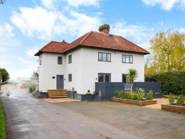 2 Bedroom Apartment Flat