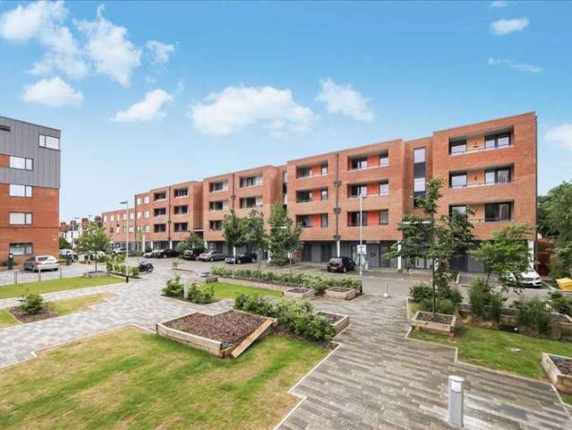 2 Bedroom Apartment Flat