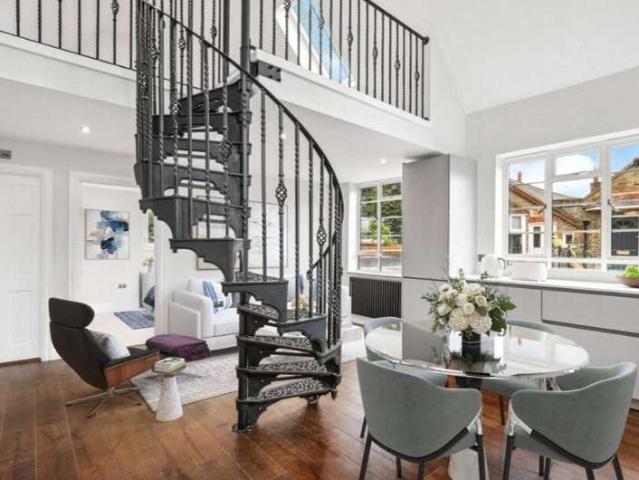 2 Bedroom Apartment Flat