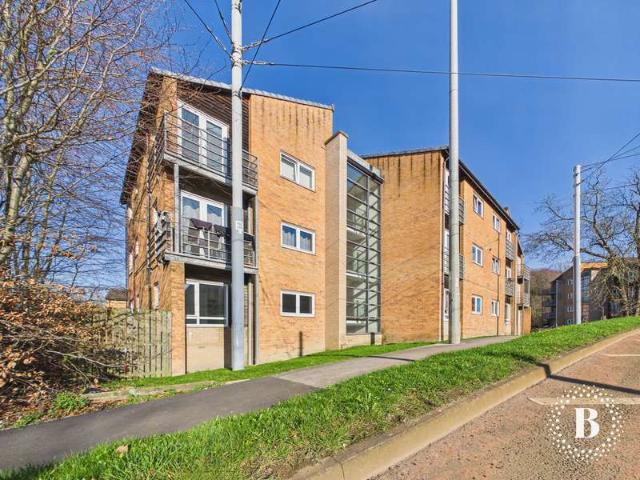 2 Bedroom Apartment Flat