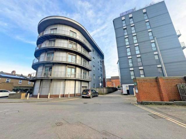 2 Bedroom Apartment Flat