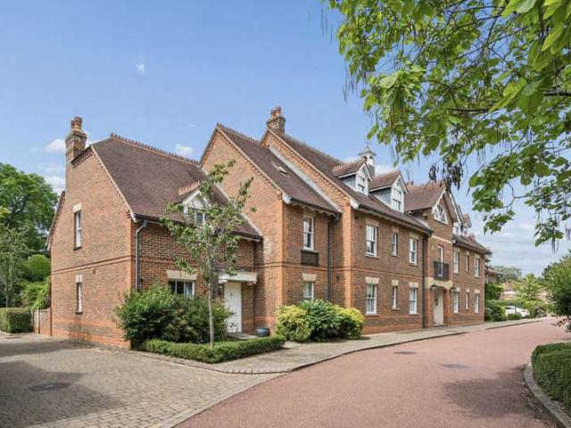 2 Bedroom Apartment Flat