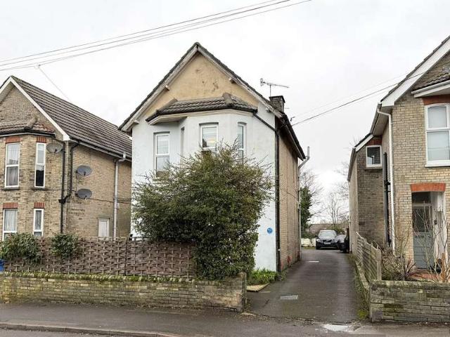 2 Bedroom Apartment Flat