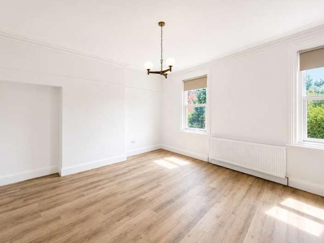 2 Bedroom Apartment Flat