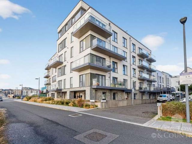 2 Bedroom Apartment Flat