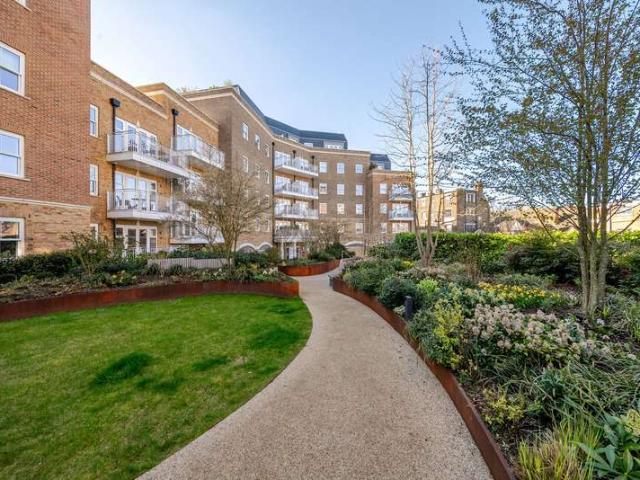 2 Bedroom Apartment Flat