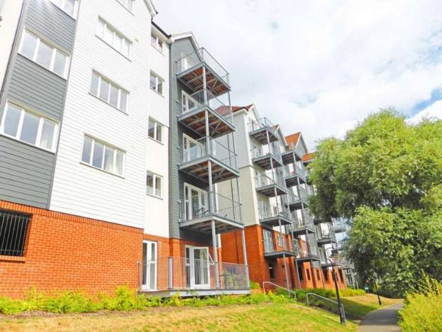 2 Bedroom Apartment Flat