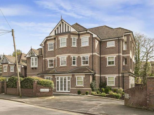 2 Bedroom Apartment Flat