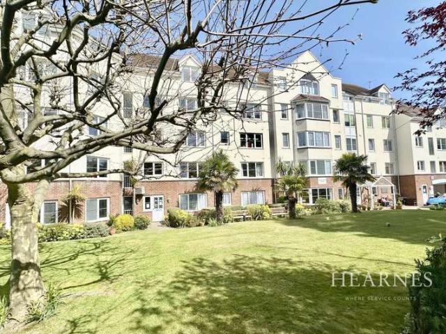 2 Bedroom Apartment Flat