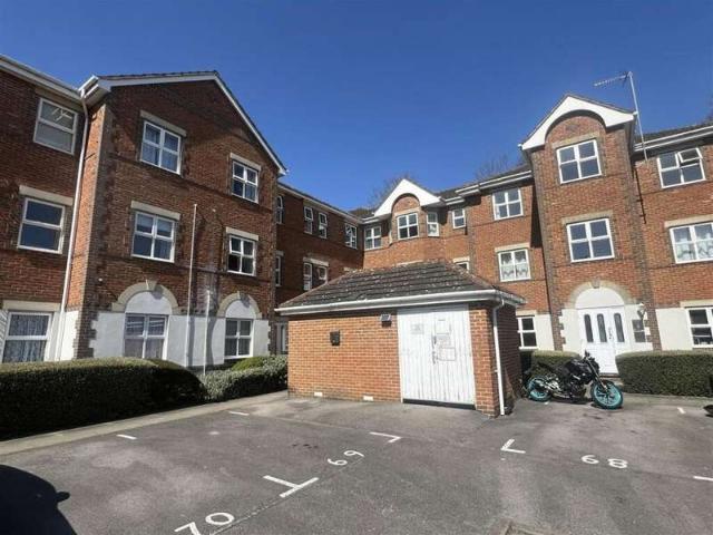 2 Bedroom Apartment Flat