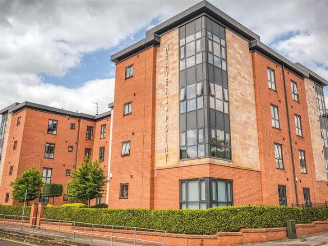 2 Bedroom Apartment Flat
