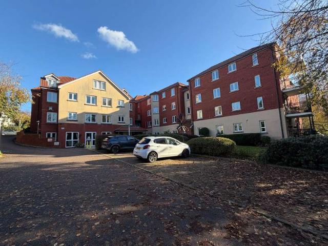 2 Bedroom Apartment Flat