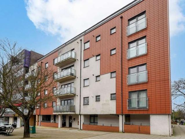 2 Bedroom Apartment Flat