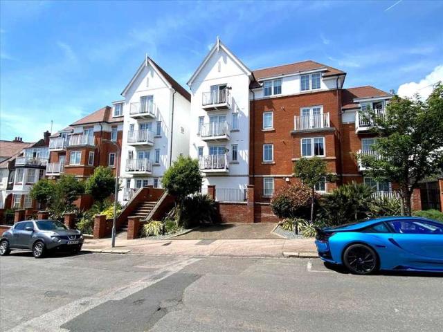 2 Bedroom Apartment Flat